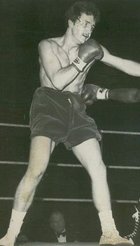 BoxRec: Mike Baker