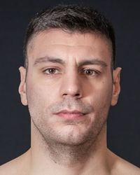 BoxRec: Stefan Nikolic