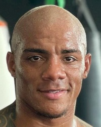 BoxRec: Oscar Rivas