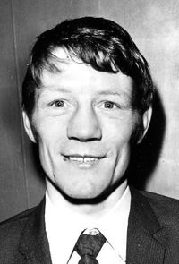 BoxRec: Evan Armstrong