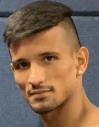 BoxRec: Oliver Flores