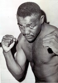 BoxRec: Ernie Knox