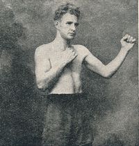 BoxRec: Charlie Mautz