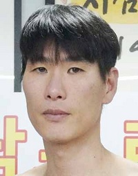 BoxRec: Eun Chang Lee