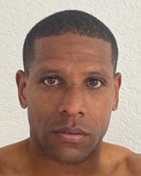 BoxRec: Adrian Lescay Baro