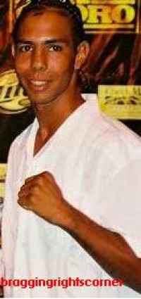 BoxRec: Hicklet Lau