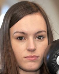 BoxRec: Shona Whitwell