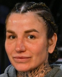 BoxRec: Katharina Lehner