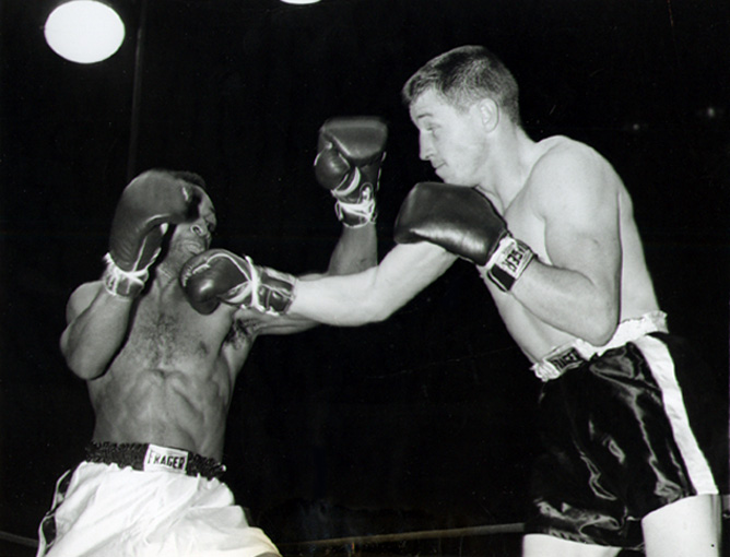 Kenny Lane vs. Orlando Zulueta (2nd meeting) - BoxRec