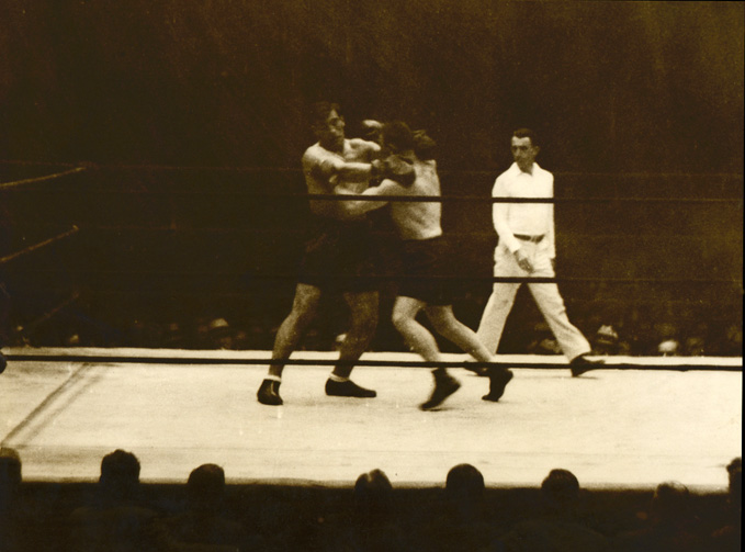 Jim Maloney vs. Primo Carnera (1st meeting) - BoxRec