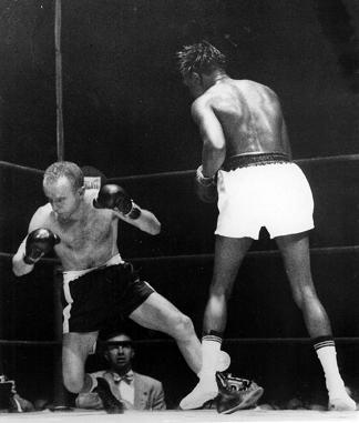 Kid Gavilan vs. Chuck Davey - BoxRec