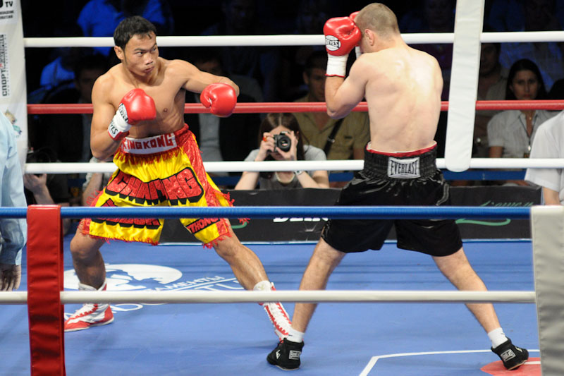 Andrey Isaev vs. Chaiyong Sithsaithong - BoxRec