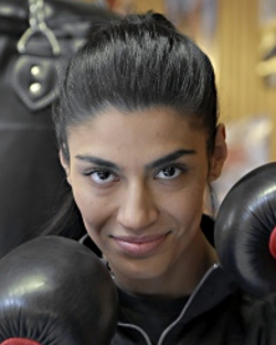 Derya Saki Image - Boxing Image - FightsRec.com