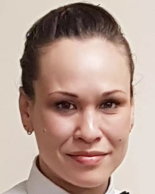 Jennifer Huggins - BoxRec