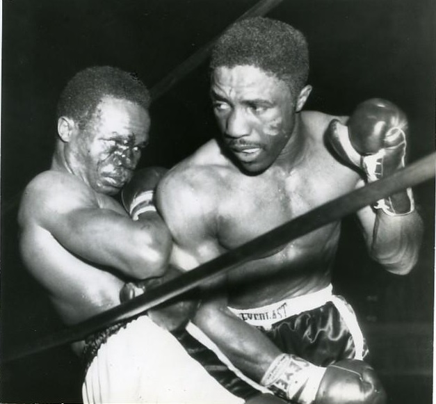 Hogan (Kid) Bassey vs. Davey Moore (1st meeting) - BoxRec