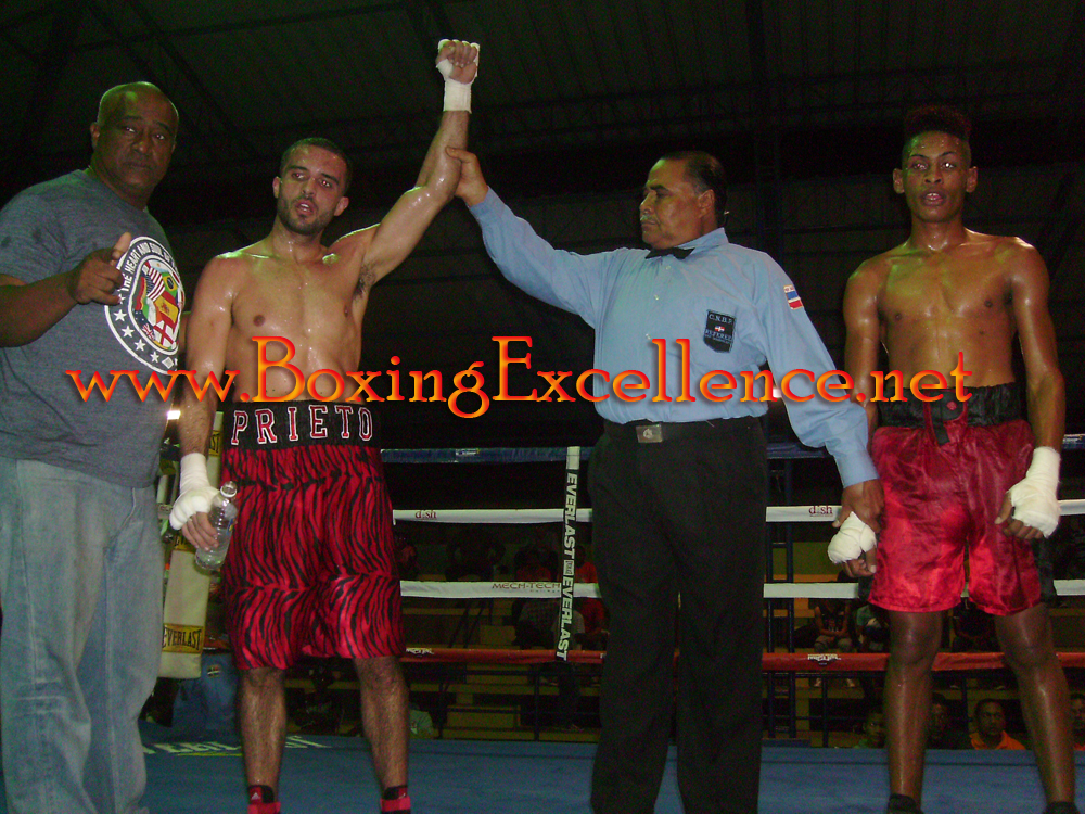 Fight:1943733 - BoxRec