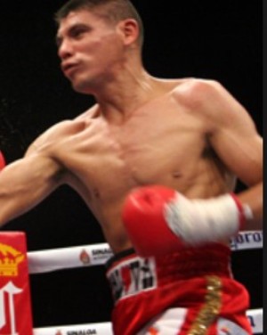 Carlos Urias - BoxRec