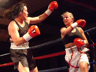 Shelley Burton vs. Lisa Holewyne - BoxRec