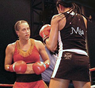 Jessica Rakoczy vs. Mia St John - BoxRec