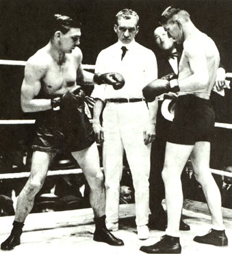 Harry Greb vs. Gene Tunney (1st meeting) - BoxRec