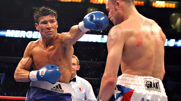 Sergio Gabriel Martinez vs. Kermit Cintron - BoxRec