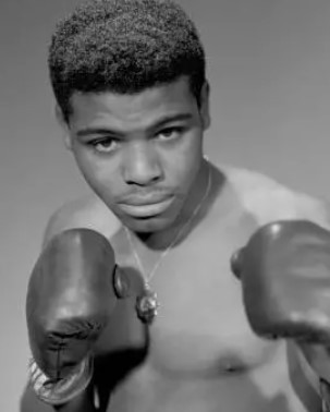 Andy Figaro - BoxRec