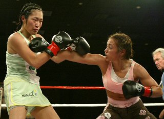 Shin-Hee Choi vs. Elena Reid - BoxRec