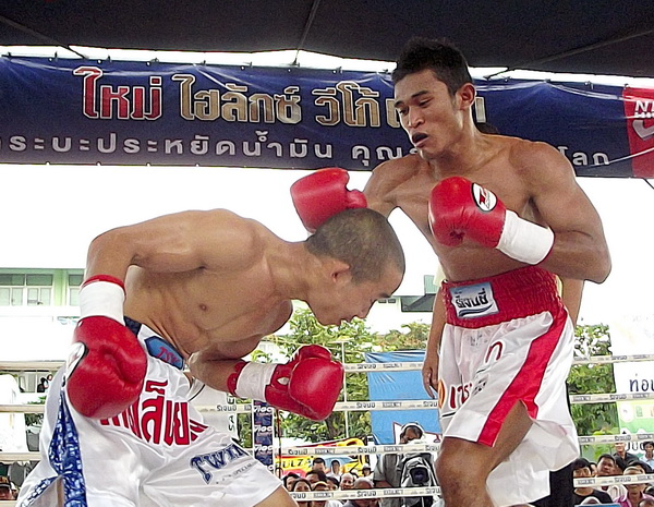 Yodmongkol Vor Saengthep vs. Peng Sheng - BoxRec