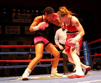Brooke Dierdorff vs. Mia St John - BoxRec