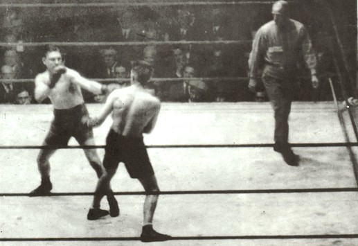 Harry Greb vs. Gene Tunney (4th meeting) - BoxRec