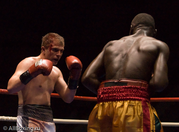 Anton Novikov vs. Isaac Sackey - BoxRec