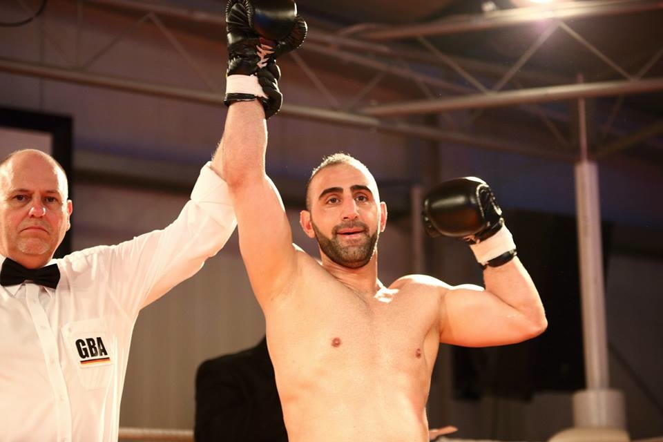 Fight:1883087 - BoxRec