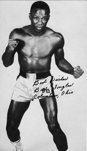 Bill Douglas - BoxRec