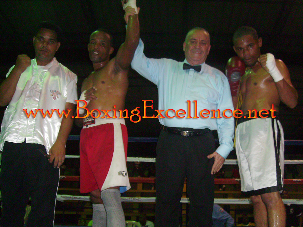 Fight:1934494 - BoxRec