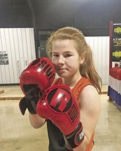 Hannah McGuiness - BoxRec