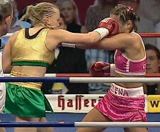 Regina Halmich vs. Elena Reid (1st meeting) - BoxRec