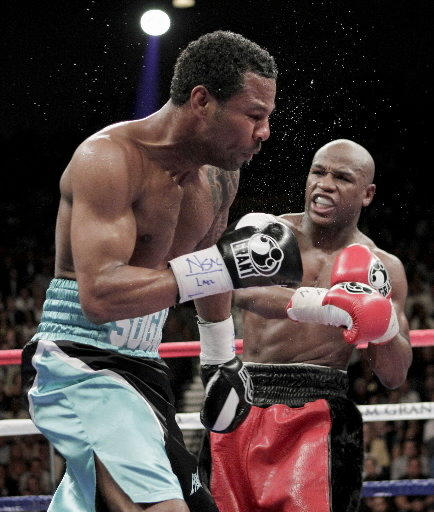Shane Mosley vs. Floyd Mayweather Jr. - BoxRec