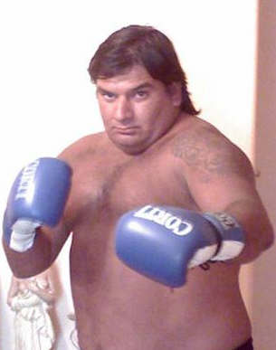 Rodrigo Efraín Serredo - BoxRec