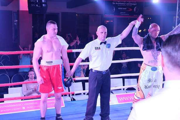 Fight:2027458 - BoxRec