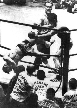 Johnny Famechon vs. Fighting Harada - BoxRec