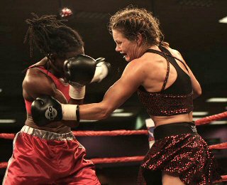 Chevelle Hallback vs. Jeannine Garside - BoxRec