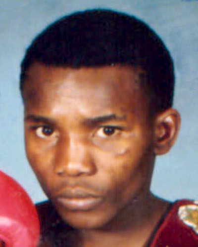 Mbulelo Botile - BoxRec