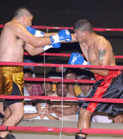 Orlando Antonio Farías vs. Aarón Orlando Soria - BoxRec