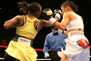 Lisa Brown vs. Ana Julaton - BoxRec