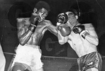 Servilio De Oliveira vs. Santos H D Silva - BoxRec