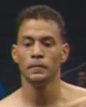 Adrian Mora - BoxRec