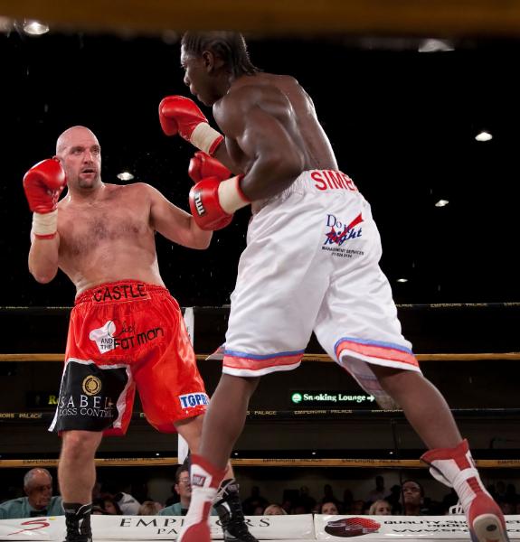 Flo Simba vs. Stephen Castle - BoxRec