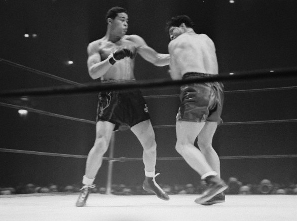 Joe Louis vs. Arturo Godoy (1st meeting) - BoxRec