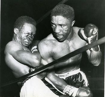Hogan (Kid) Bassey vs. Davey Moore (1st meeting) - BoxRec