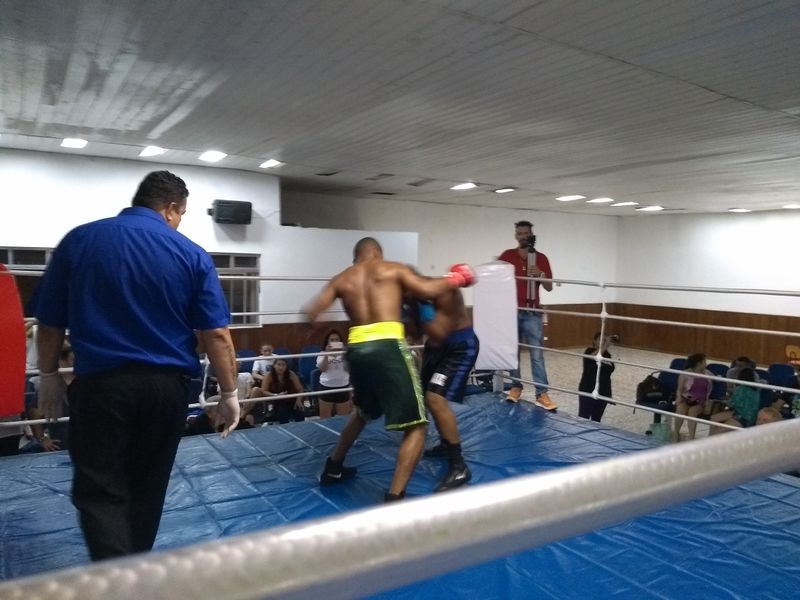 Jackson Junior vs. Paulo Henrique Santos - BoxRec